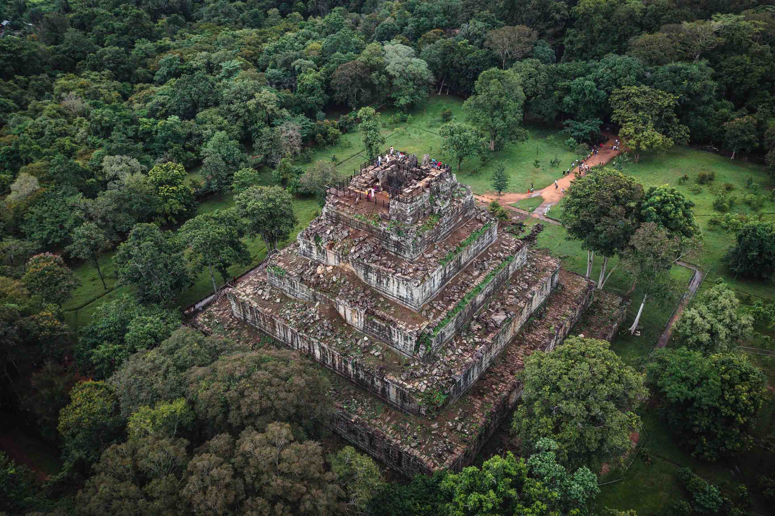 Prasat Thom Complex - IntoCambodia.org