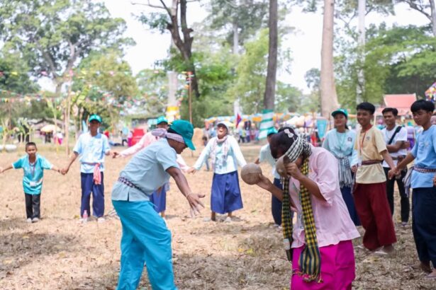 Lout An Taek or Jumping the Trap Game - IntoCambodia.org